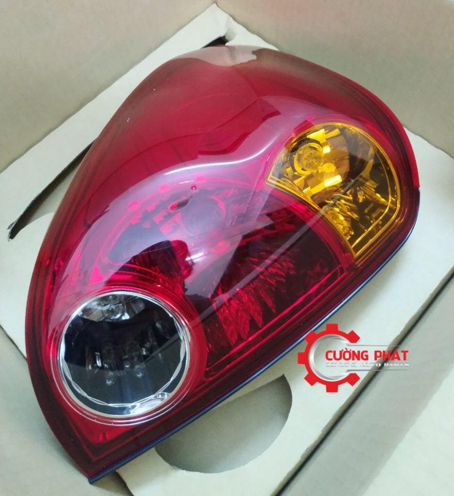 Đèn hậu Mitsubishi Triton 2009-2014 MN157913, MN157914