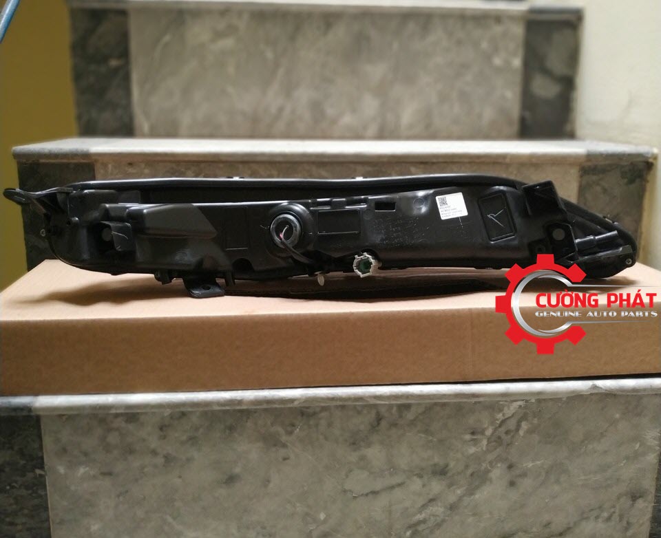 Đèn khoảng cách trước Mitsubishi Xpander 2018-2021