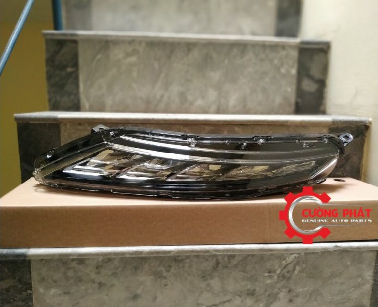 Đèn khoảng cách trước Mitsubishi Xpander 2018-2021