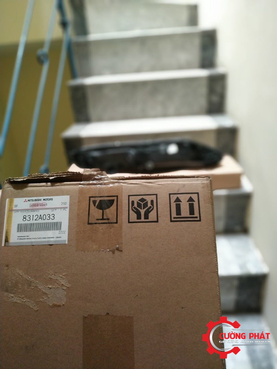 Đèn khoảng cách trước Mitsubishi Xpander 2018-2021