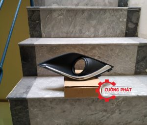 Ốp đèn gầm Mitsubishi Outlander 2018 6400G244, 6400G243