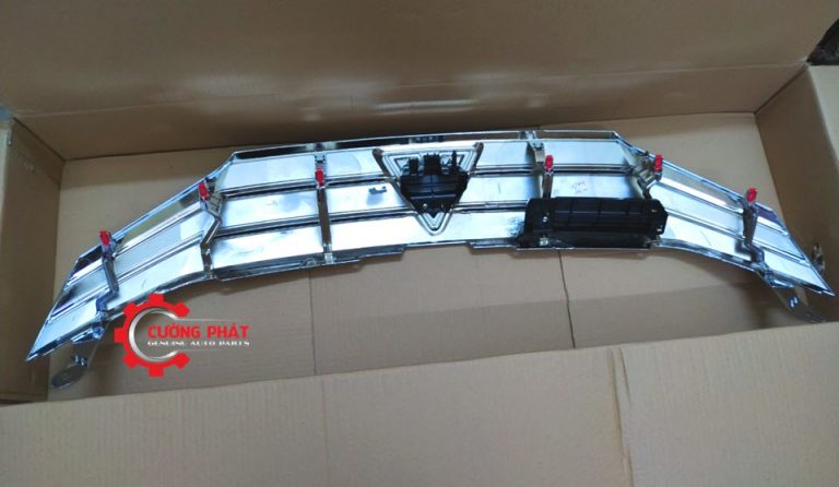 Mặt ca lăng mạ Mitsubishi Xpander 2018, 2019 7450B428