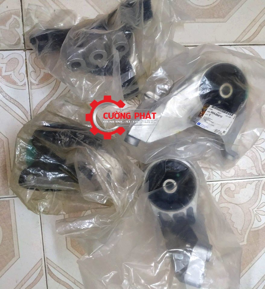Chân máy Chevrolet Captiva máy xăng 96626769 » Phụ tùng Cường Phát