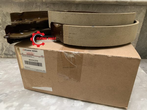 Bộ bố thắng sau Mitsubishi Xpander 2018-2025 chính hãng