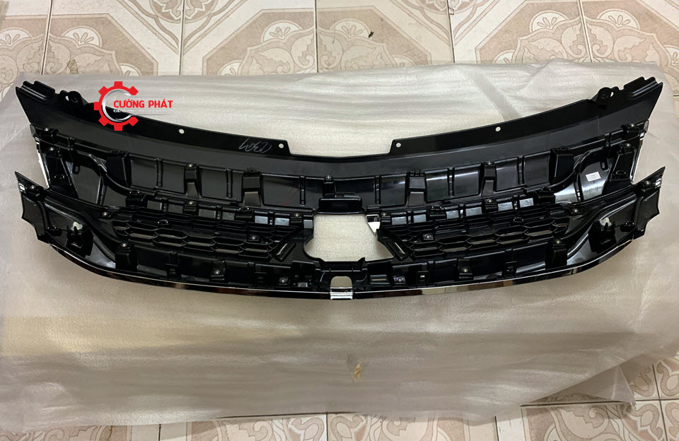 Mặt ca lăng Mitsubishi Pajero Sport 2018 7450A961