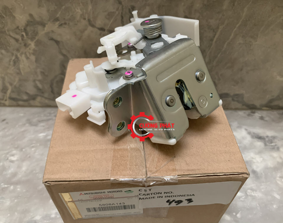 Ổ khóa ngậm cửa hậu Mitsubishi Xpander 2018-2021 5808A143