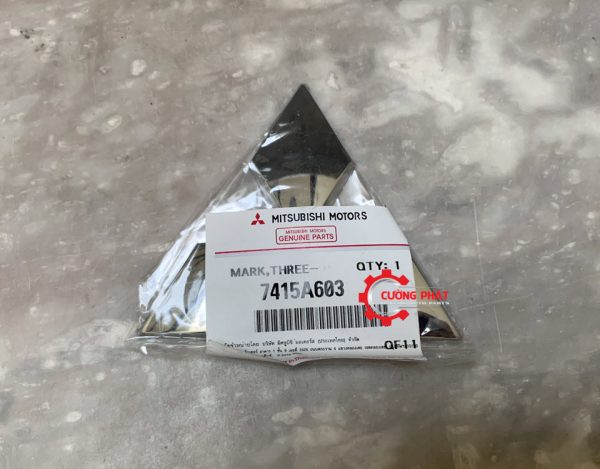 Biểu tượng mặt ga lăng Mitsubishi Attrage, Mirage 7415A603
