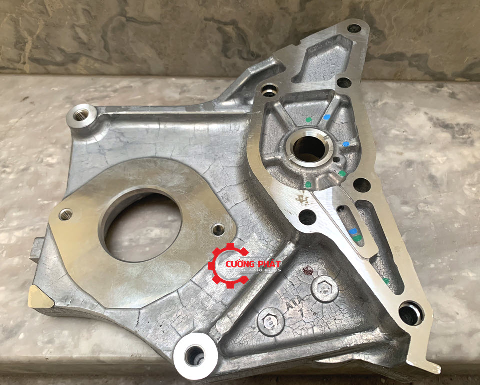 Bơm dầu Mitsubishi Pajero Sport, Triton 2009-2018 1064A032