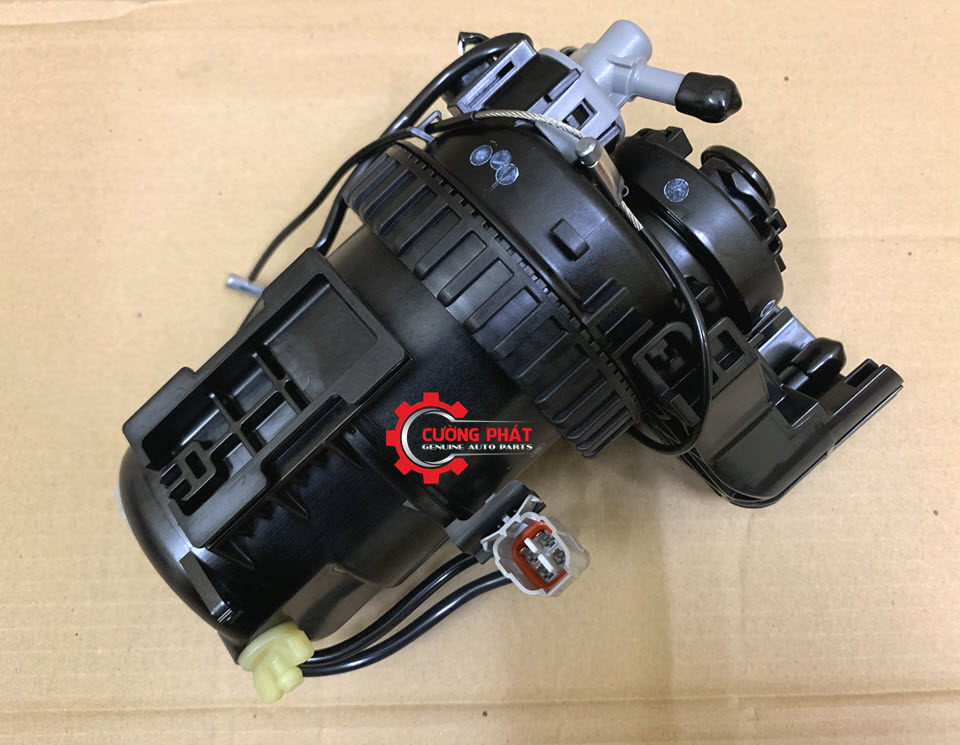 Bơm tay nhiên liệu Toyota Fortuner, Hilux 2017 233000L111 chính hãng