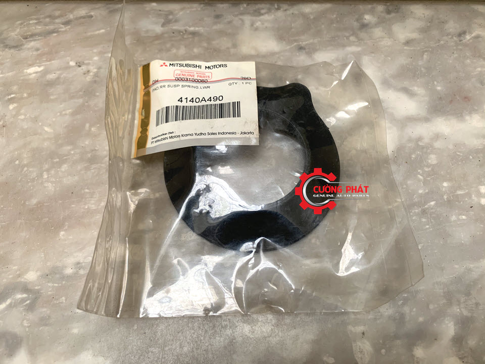 Cao su đệm lò xo giảm xóc sau miếng dưới Mitsubishi Xpander