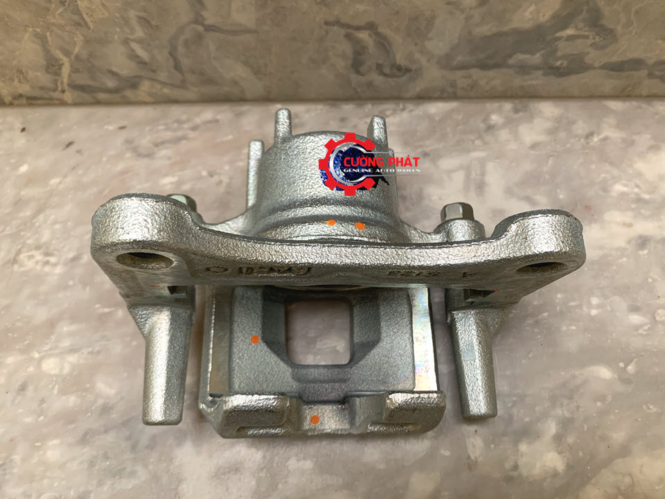 Cụm phanh trước Mitsubishi Attrage, Mirage 4605B003, 4605B004