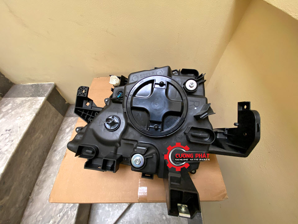 Đèn pha LED Mitsubishi Xpander 8301D491, 8301D492