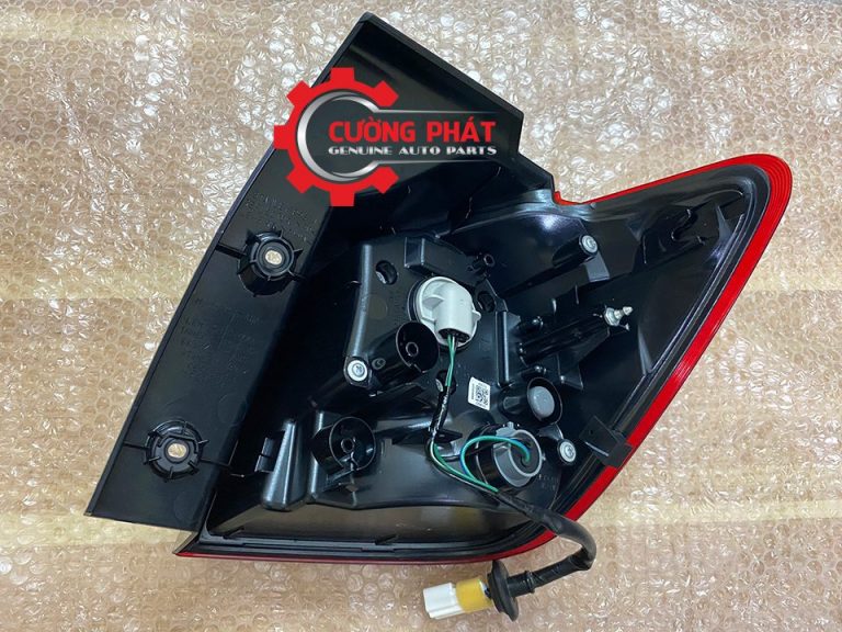 Đèn hậu ngoài Mitsubishi Outlander Sport 2010-2014 8330A689 » Phụ tùng ...