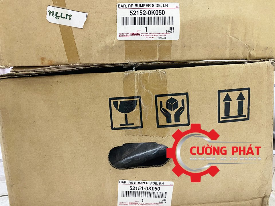 Ốp ba đờ sốc sau Toyota Hilux 2015-2019 521520K050, 521510K050