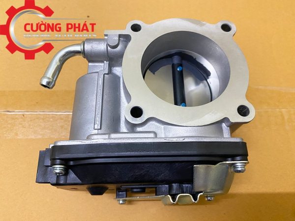 Cổ ga Mitsubishi Outlander 2016-2019 1450A195 chính hãng