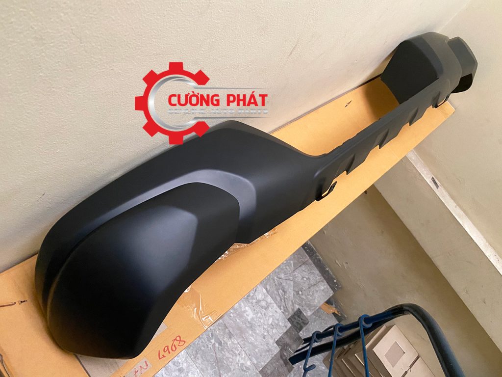 Cản sau Mitsubishi Triton 2015-2018 6410C967