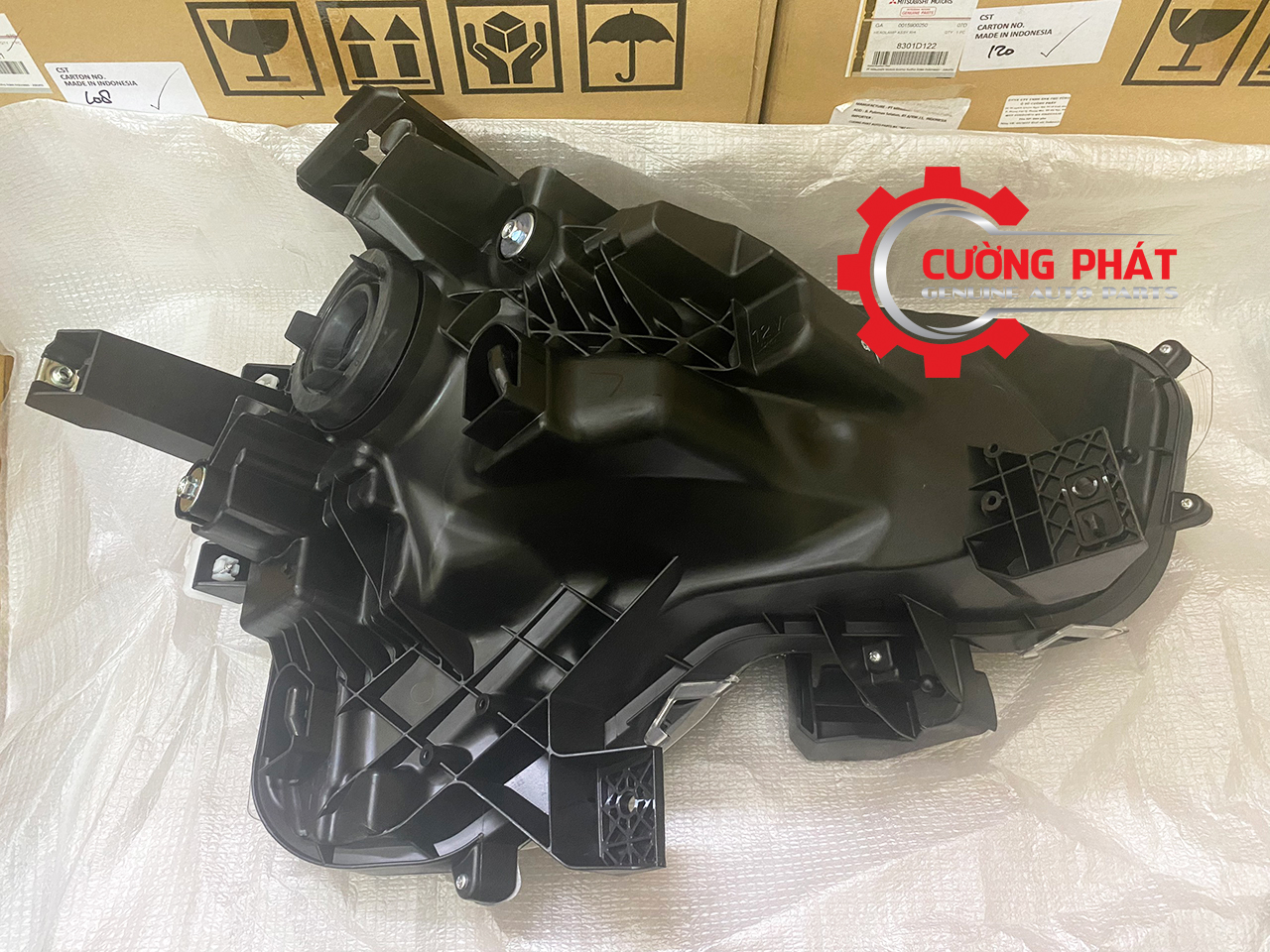 Đèn pha Mitsubishi Xpander Eco 2022-2025 8301D829, 8301D830