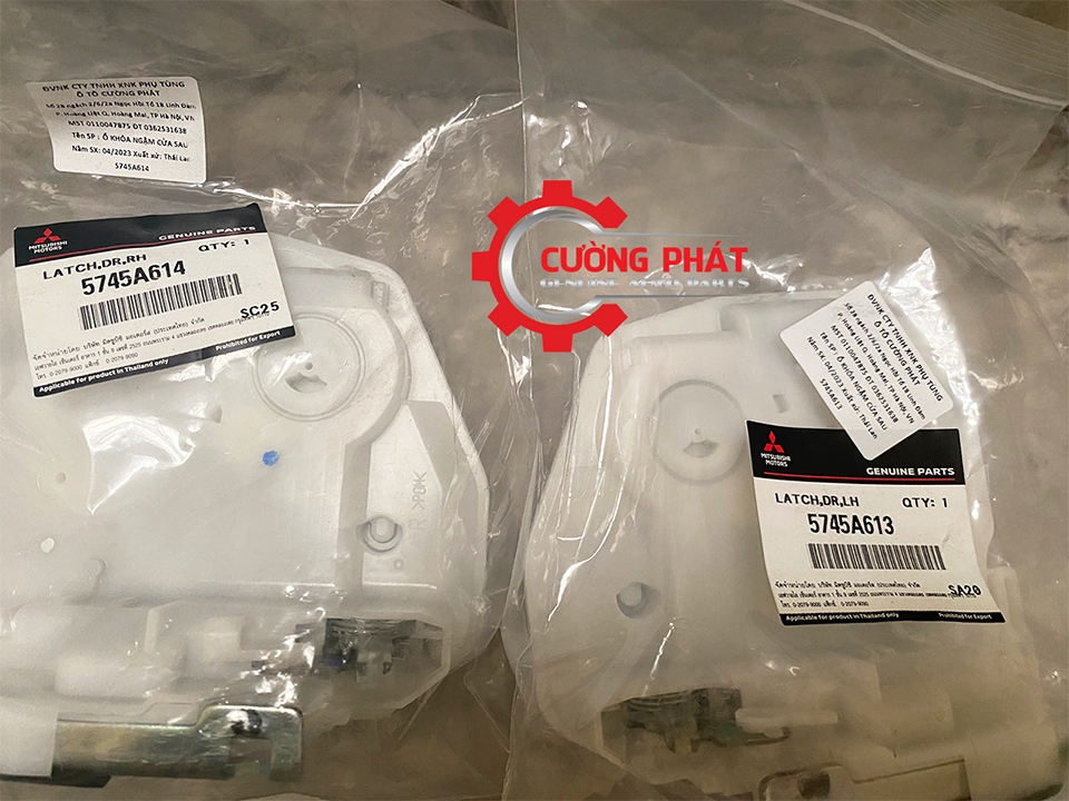 Ổ khóa ngậm cửa hậu Mitsubishi Triton, Pajero Sport 2018