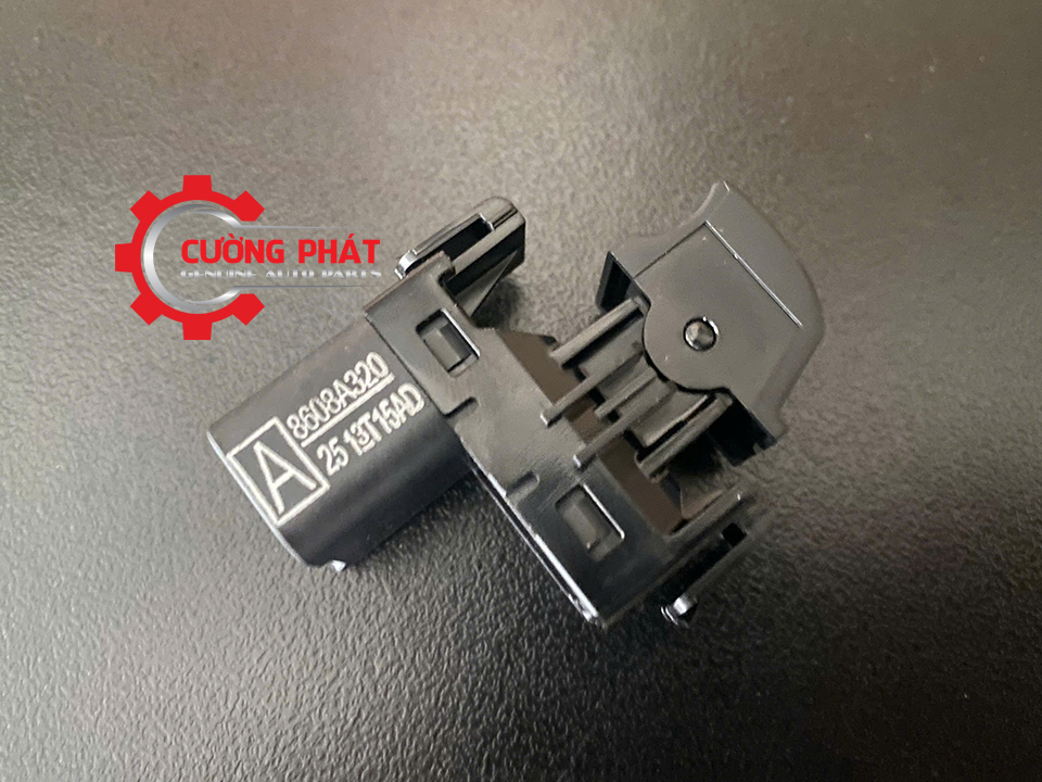 Công tắc lên kính đơn Mitsubishi Xpander 8608A320 chính hãng