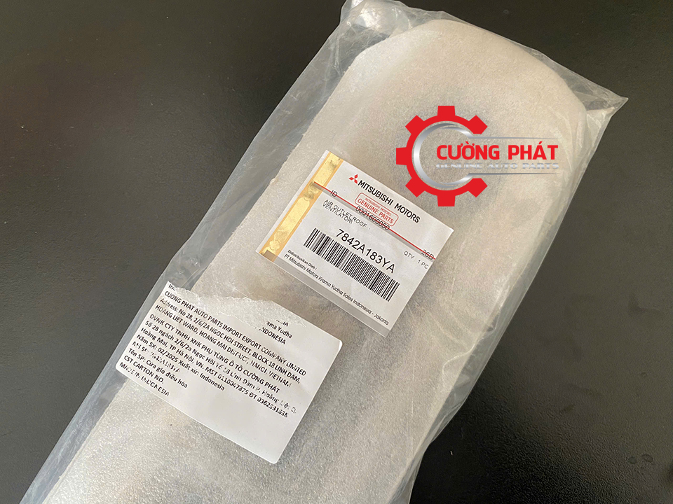 Cửa gió điều hòa trần xe Mitsubishi Xpander 7842A183YA