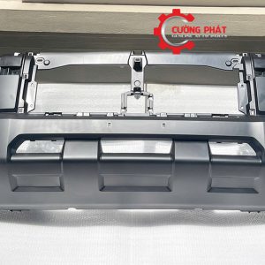 Ốp cản trước Mitsubishi Triton 2009-2014 6400C207 chính hãng